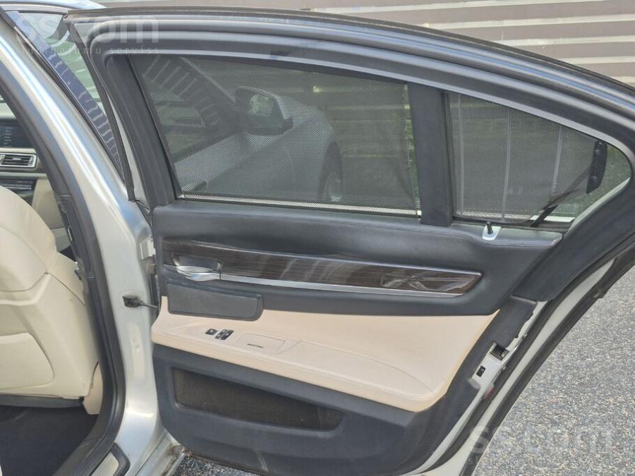BMW 730 2010 Rīga, ar dzinēja tilpumu 3.00 L un nobraukumu 0 tūkst. km par 8550 €, foto 17 vietnē AUTOMOTO.COM.LV