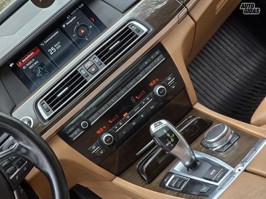 BMW 730 2010 Šauļi, ar dzinēja tilpumu 3.00 L un nobraukumu 346 tūkst. km par 9800 €, foto 9 vietnē AUTOMOTO.COM.LV