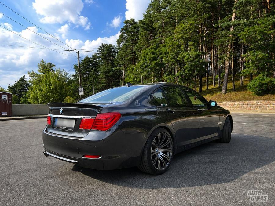 BMW 730 2010 in Kaunas, with an engine capacity of 3.00 L and mileage of 520 thousand km for 8850 €, photo 6 on AUTOMOTO.COM.LV