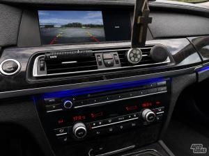 BMW 730 2010 in Kaunas, with an engine capacity of 3.00 L and mileage of 520 thousand km for 8850 €, photo 14 on AUTOMOTO.COM.LV