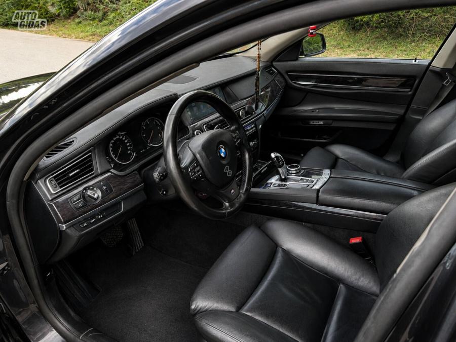 BMW 730 2010 in Kaunas, with an engine capacity of 3.00 L and mileage of 520 thousand km for 8850 €, photo 18 on AUTOMOTO.COM.LV