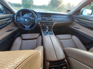 BMW 730 2010 in Rapla, with an engine capacity of 3.00 L and mileage of 395 thousand km for 8000 €, photo 10 on AUTOMOTO.COM.LV