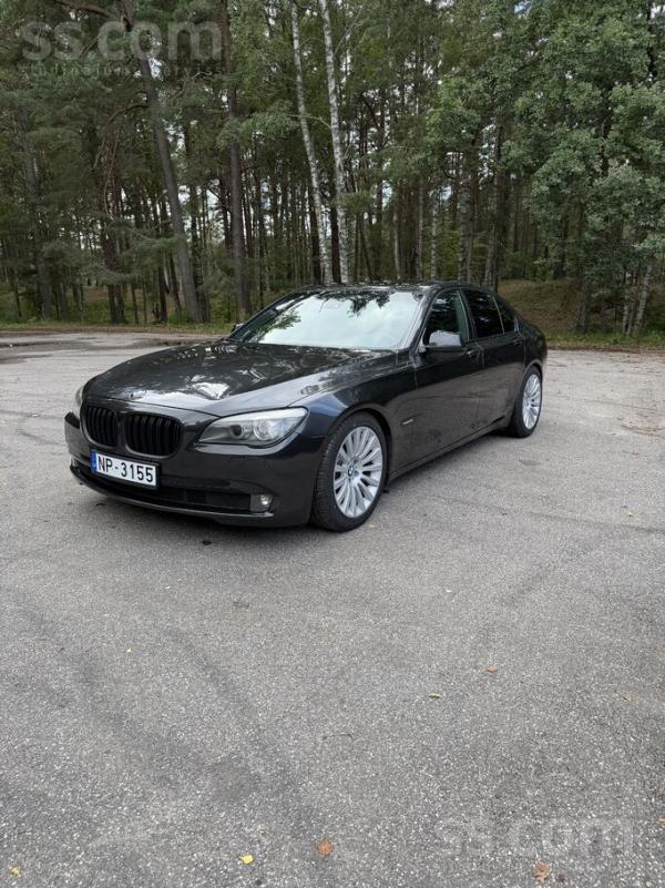BMW 730 2010 Rīga, ar dzinēja tilpumu 3.00 L un nobraukumu 276 tūkst. km par 8900 €, foto 1 vietnē AUTOMOTO.COM.LV