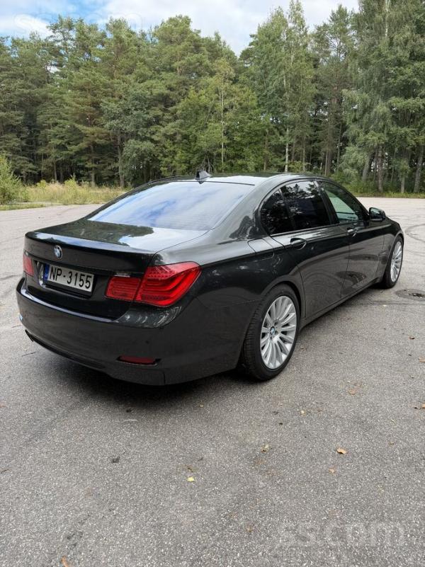 BMW 730 2010 Rīga, ar dzinēja tilpumu 3.00 L un nobraukumu 276 tūkst. km par 8900 €, foto 7 vietnē AUTOMOTO.COM.LV