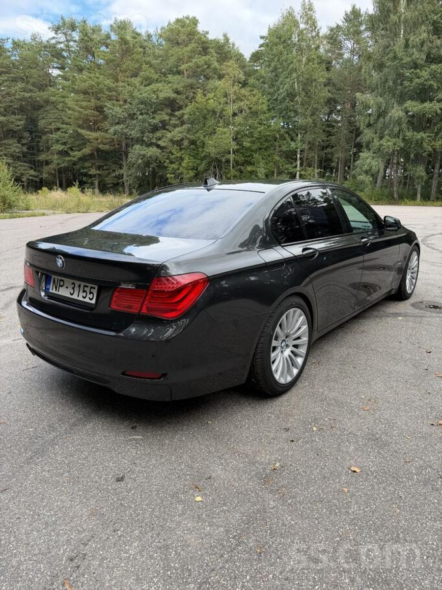 BMW 730 2010 Rīga, ar dzinēja tilpumu 3.00 L un nobraukumu 276 tūkst. km par 8900 €, foto 7 vietnē AUTOMOTO.COM.LV