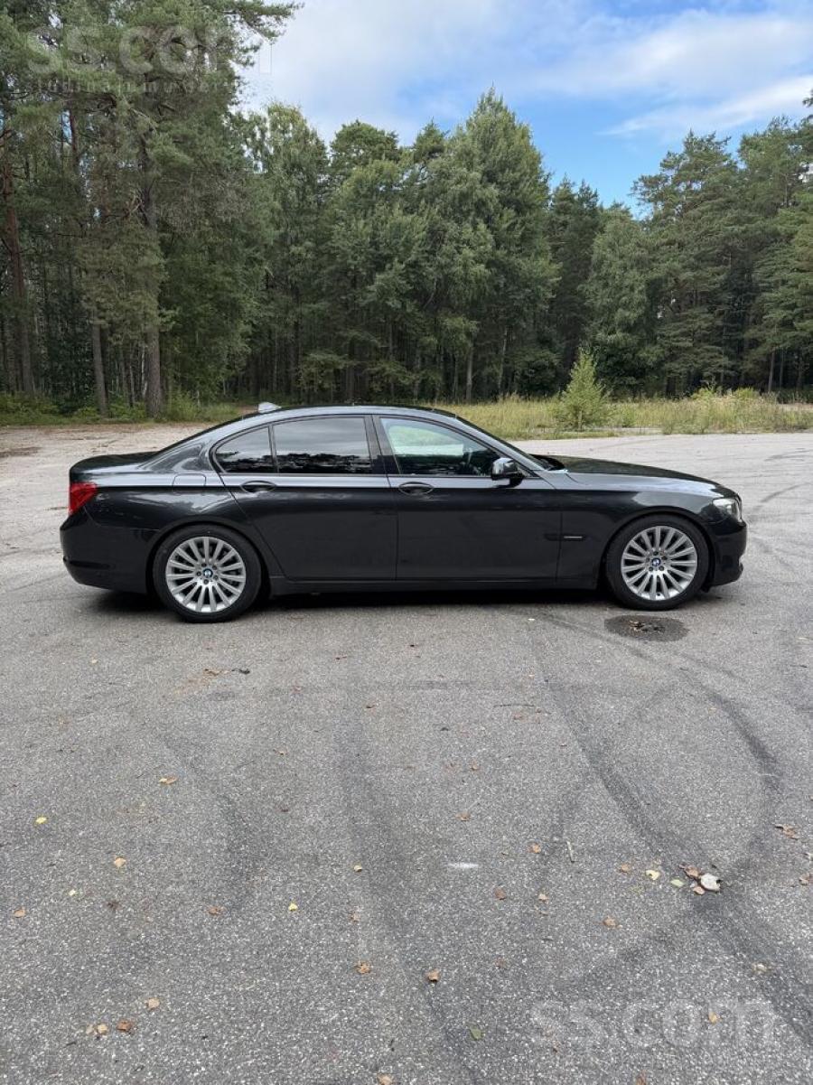BMW 730 2010 Rīga, ar dzinēja tilpumu 3.00 L un nobraukumu 276 tūkst. km par 8900 €, foto 8 vietnē AUTOMOTO.COM.LV