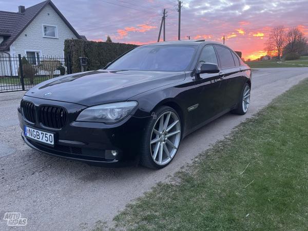 BMW 730 2011 Raseiniai, ar dzinēja tilpumu 3.00 L un nobraukumu 373 tūkst. km par 9400 €, foto 1 vietnē AUTOMOTO.COM.LV