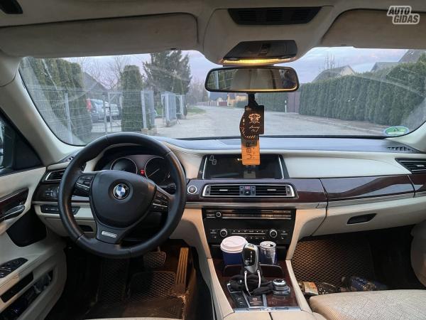 BMW 730 2011 Raseiniai, ar dzinēja tilpumu 3.00 L un nobraukumu 373 tūkst. km par 9400 €, foto 9 vietnē AUTOMOTO.COM.LV