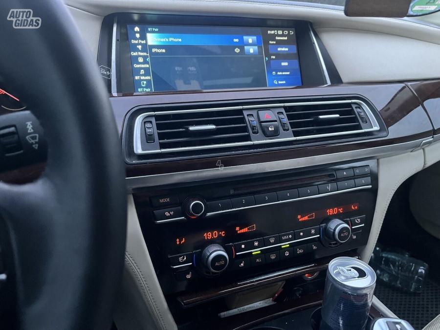 BMW 730 2011 in Raseiniai, with an engine capacity of 3.00 L and mileage of 373 thousand km for 9400 €, photo 15 on AUTOMOTO.COM.LV