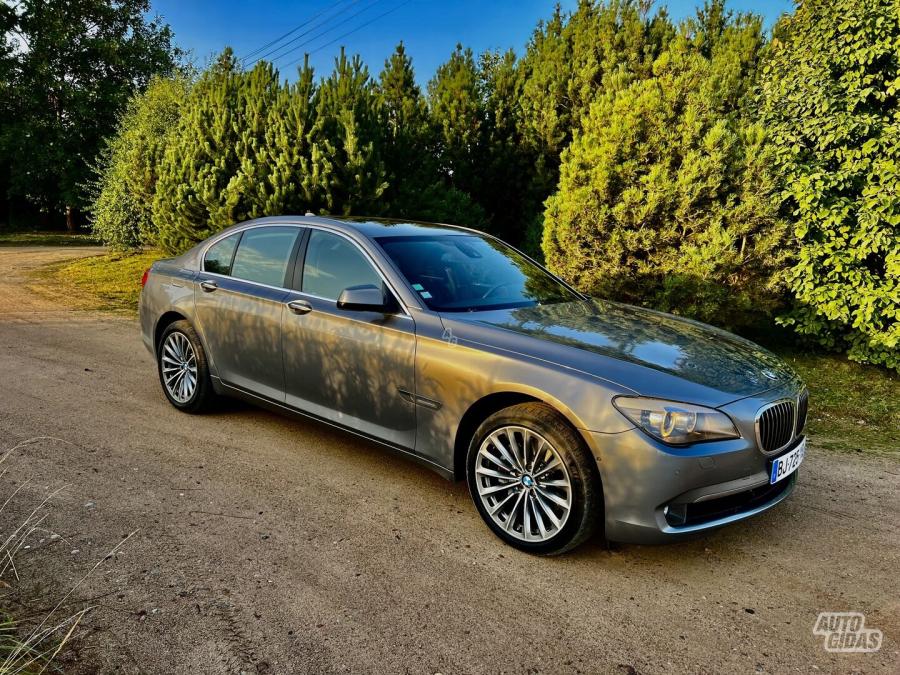 BMW 730 2011 in Taurage, with an engine capacity of 3.00 L and mileage of 249 thousand km for 12999 €, photo 3 on AUTOMOTO.COM.LV