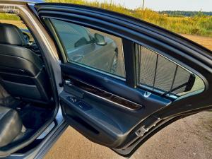 BMW 730 2011 in Taurage, with an engine capacity of 3.00 L and mileage of 249 thousand km for 12999 €, photo 22 on AUTOMOTO.COM.LV