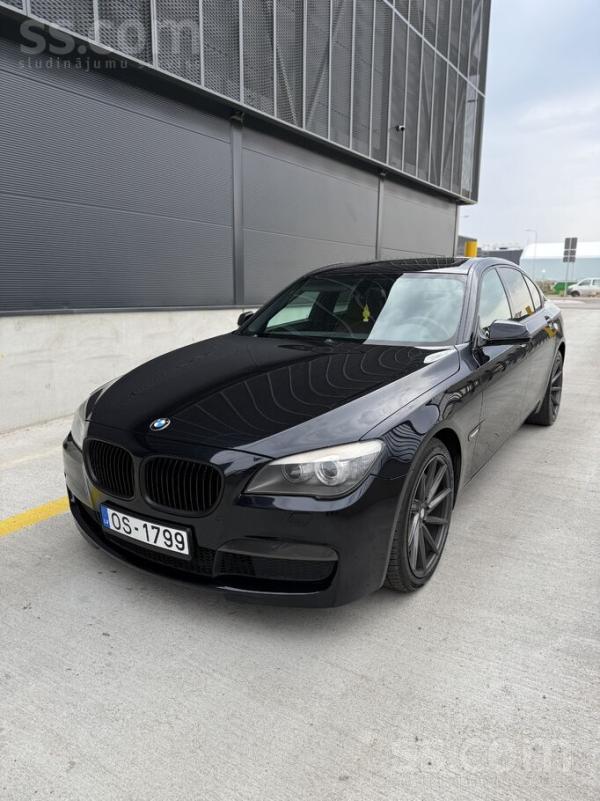 BMW 730 2011 in Liepaja, with an engine capacity of 3.00 L and mileage of 283 thousand km for 8800 €, photo 1 on AUTOMOTO.COM.LV