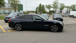 BMW 730 2012 in Siauliai, with an engine capacity of 3.00 L and mileage of 286 thousand km for 9400 €, photo 5 on AUTOMOTO.COM.LV