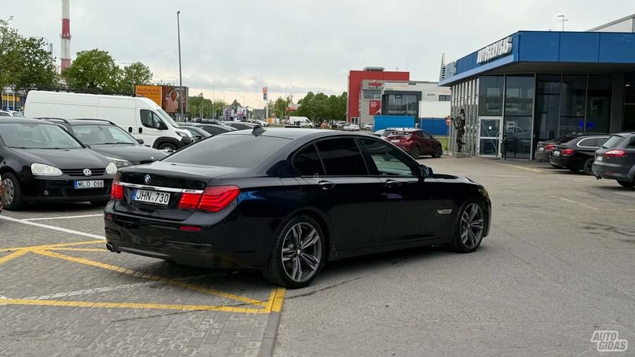 BMW 730 2012 in Siauliai, with an engine capacity of 3.00 L and mileage of 286 thousand km for 9400 €, photo 6 on AUTOMOTO.COM.LV