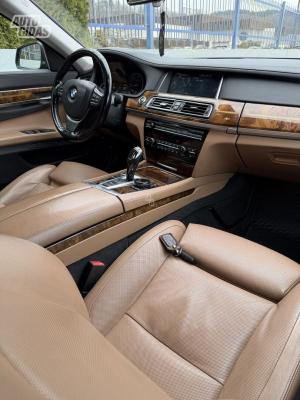 BMW 730 2013 Viļņa, ar dzinēja tilpumu 3.00 L un nobraukumu 298 tūkst. km par 16000 €, foto 11 vietnē AUTOMOTO.COM.LV