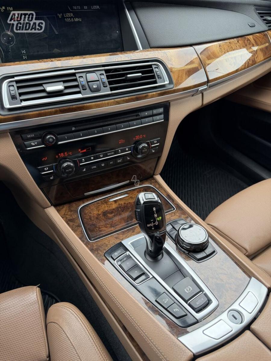 BMW 730 2013 Viļņa, ar dzinēja tilpumu 3.00 L un nobraukumu 298 tūkst. km par 16000 €, foto 22 vietnē AUTOMOTO.COM.LV