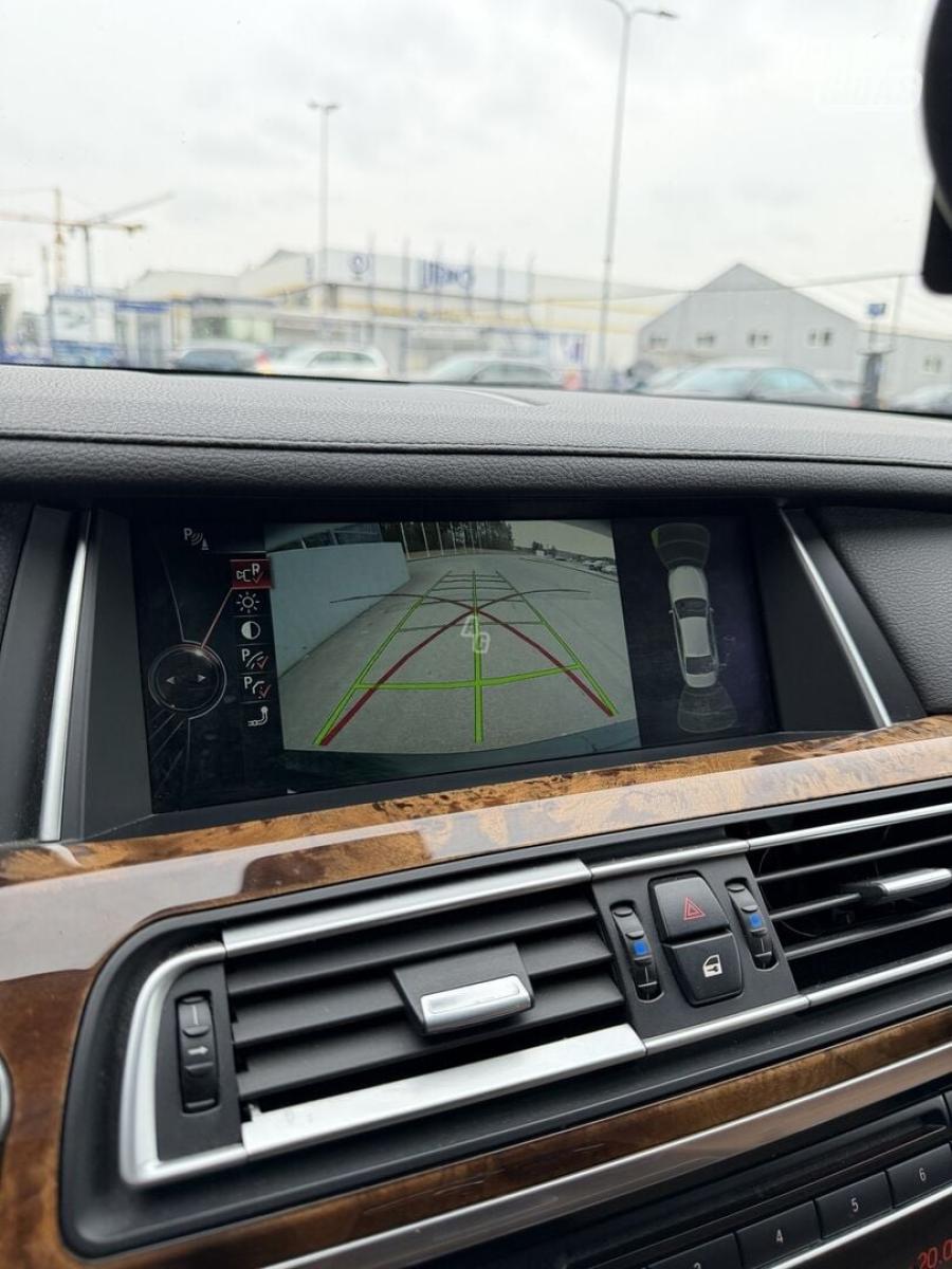 BMW 730 2013 Viļņa, ar dzinēja tilpumu 3.00 L un nobraukumu 298 tūkst. km par 16000 €, foto 25 vietnē AUTOMOTO.COM.LV