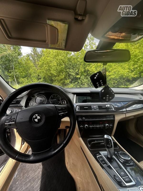 BMW 730 2014 Kauņa, ar dzinēja tilpumu 3.00 L un nobraukumu 286 tūkst. km par 11000 €, foto 2 vietnē AUTOMOTO.COM.LV