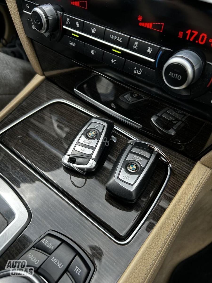 BMW 730 2014 in Kaunas, with an engine capacity of 3.00 L and mileage of 286 thousand km for 11000 €, photo 15 on AUTOMOTO.COM.LV