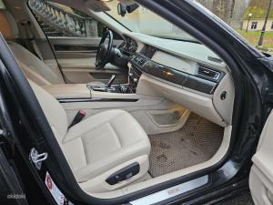 BMW 730 2015 in Tallinn, with an engine capacity of 3.00 L and mileage of 218 thousand km for 17199 €, photo 15 on AUTOMOTO.COM.LV
