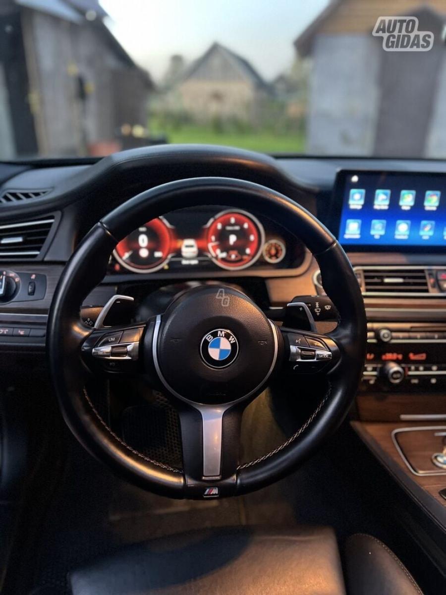 BMW 730 2015 in Pakruojis, with an engine capacity of 3.00 L and mileage of 303 thousand km for 145000 €, photo 17 on AUTOMOTO.COM.LV