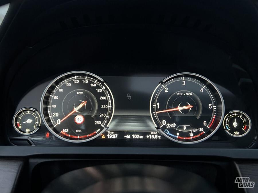 BMW 730 2015 in Pakruojis, with an engine capacity of 3.00 L and mileage of 303 thousand km for 145000 €, photo 26 on AUTOMOTO.COM.LV