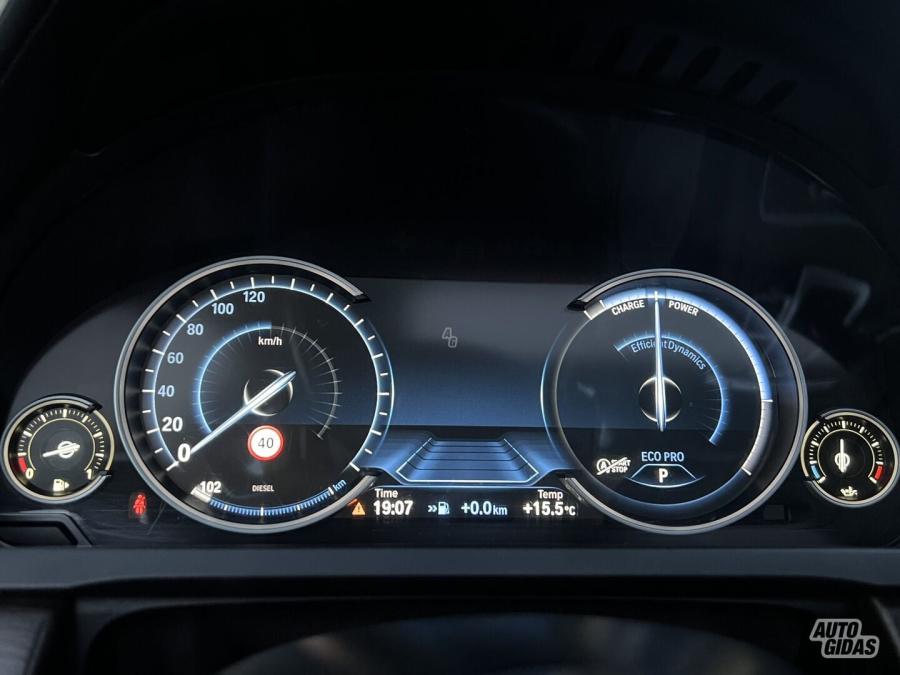 BMW 730 2015 in Pakruojis, with an engine capacity of 3.00 L and mileage of 303 thousand km for 145000 €, photo 28 on AUTOMOTO.COM.LV