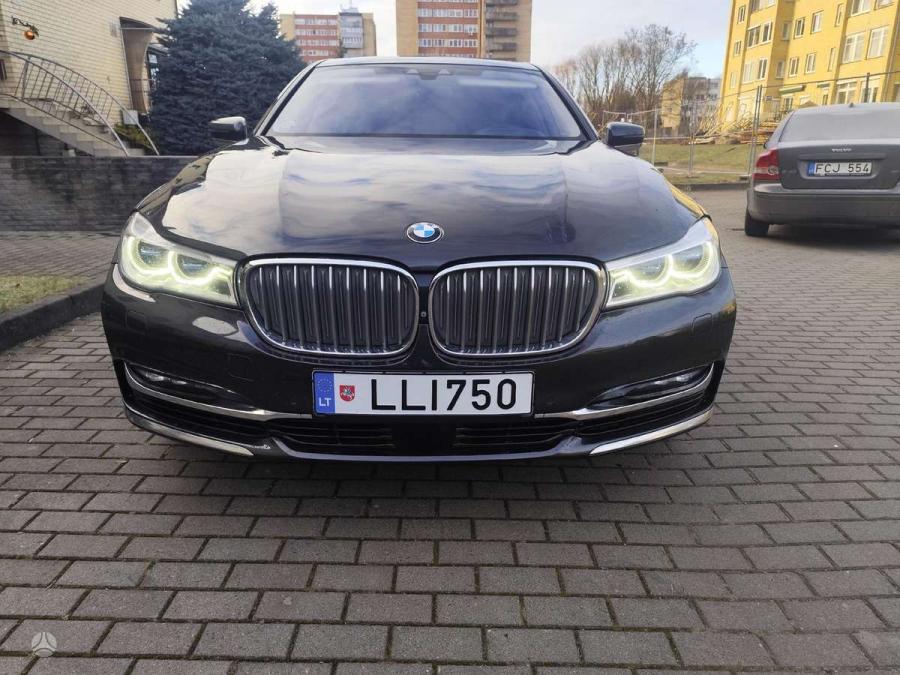 BMW 730 2016 in Kaunas, with an engine capacity of 0.00 L and mileage of 260 thousand km for 28000 €, photo 3 on AUTOMOTO.COM.LV
