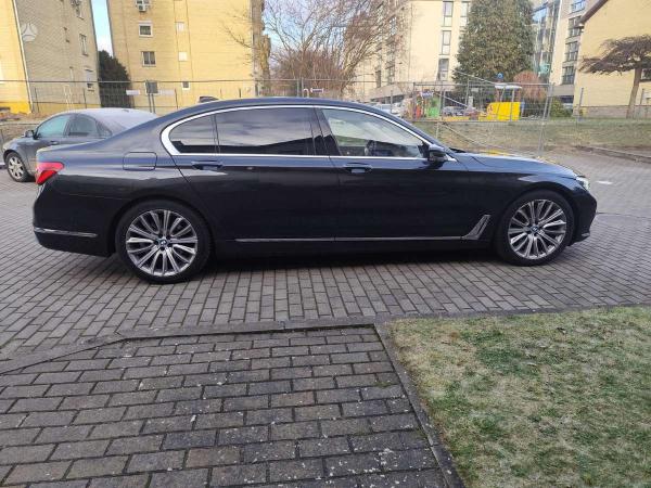 BMW 730 2016 Kauņa, ar dzinēja tilpumu 0.00 L un nobraukumu 260 tūkst. km par 28000 €, foto 5 vietnē AUTOMOTO.COM.LV