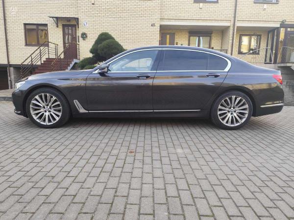 BMW 730 2016 Kauņa, ar dzinēja tilpumu 0.00 L un nobraukumu 260 tūkst. km par 28000 €, foto 6 vietnē AUTOMOTO.COM.LV