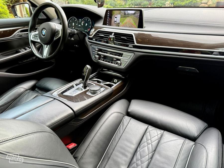 BMW 730 2016 in Vilnius, with an engine capacity of 3.00 L and mileage of 170 thousand km for 29490 €, photo 7 on AUTOMOTO.COM.LV