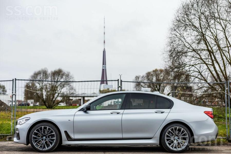 BMW 730 2016 in Riga, with an engine capacity of 3.00 L and mileage of 224 thousand km for 29990 €, photo 5 on AUTOMOTO.COM.LV