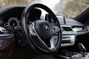 BMW 730 2016 in Riga, with an engine capacity of 3.00 L and mileage of 224 thousand km for 29990 €, photo 15 on AUTOMOTO.COM.LV
