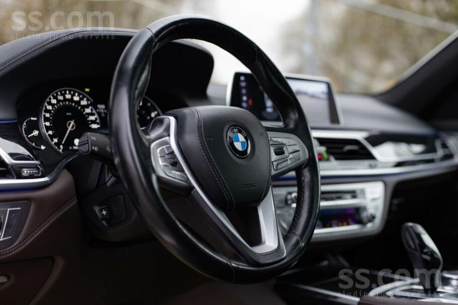 BMW 730 2016 in Riga, with an engine capacity of 3.00 L and mileage of 224 thousand km for 29990 €, photo 15 on AUTOMOTO.COM.LV