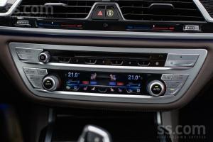 BMW 730 2016 in Riga, with an engine capacity of 3.00 L and mileage of 224 thousand km for 29990 €, photo 24 on AUTOMOTO.COM.LV