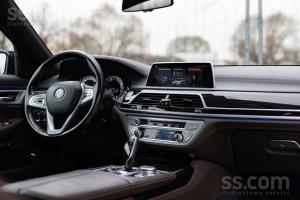 BMW 730 2016 in Riga, with an engine capacity of 3.00 L and mileage of 224 thousand km for 29990 €, photo 28 on AUTOMOTO.COM.LV