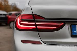 BMW 730 2016 in Riga, with an engine capacity of 3.00 L and mileage of 224 thousand km for 29990 €, photo 32 on AUTOMOTO.COM.LV
