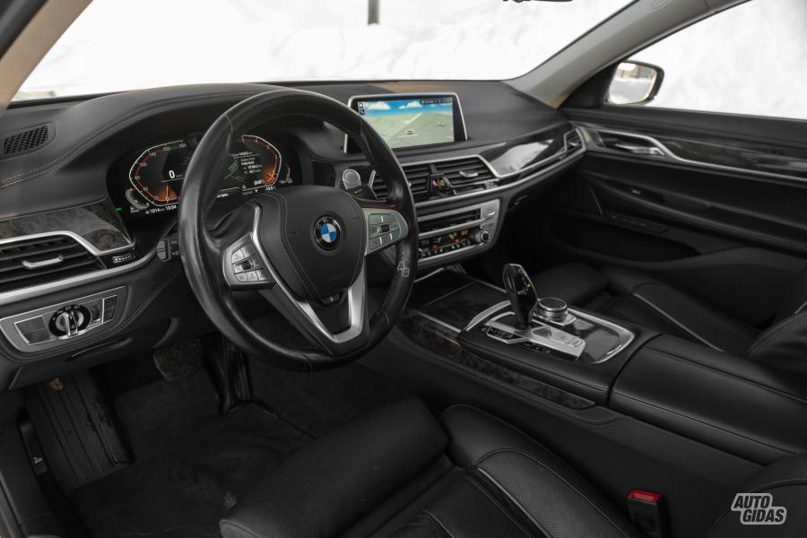 BMW 730 2019 Viļņa, ar dzinēja tilpumu 3.00 L un nobraukumu 142 tūkst. km par 42999 €, foto 17 vietnē AUTOMOTO.COM.LV