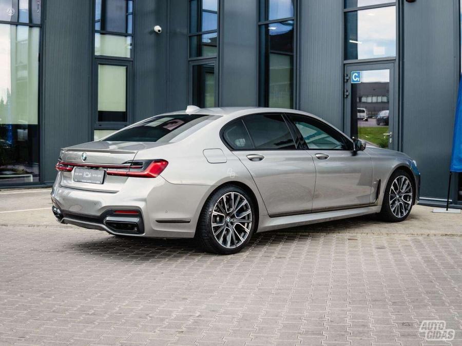 BMW 730 2020 in Marijampole, with an engine capacity of 3.00 L and mileage of 152 thousand km for 49950 €, photo 10 on AUTOMOTO.COM.LV