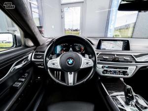 BMW 730 2020 in Marijampole, with an engine capacity of 3.00 L and mileage of 152 thousand km for 49950 €, photo 18 on AUTOMOTO.COM.LV