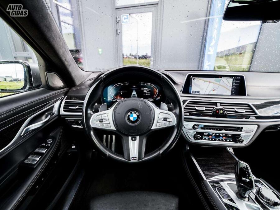 BMW 730 2020 in Marijampole, with an engine capacity of 3.00 L and mileage of 152 thousand km for 49950 €, photo 18 on AUTOMOTO.COM.LV