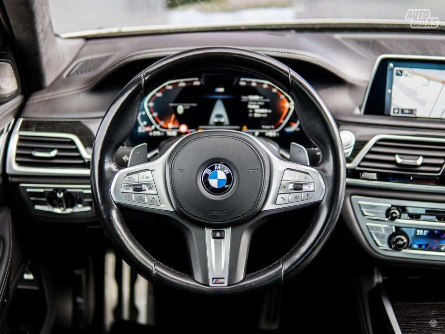 BMW 730 2020 in Marijampole, with an engine capacity of 3.00 L and mileage of 152 thousand km for 49950 €, photo 19 on AUTOMOTO.COM.LV