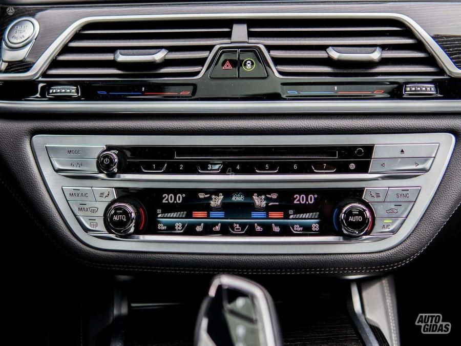 BMW 730 2020 in Marijampole, with an engine capacity of 3.00 L and mileage of 152 thousand km for 49950 €, photo 21 on AUTOMOTO.COM.LV