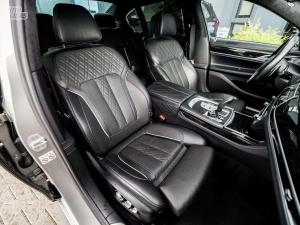 BMW 730 2020 in Marijampole, with an engine capacity of 3.00 L and mileage of 152 thousand km for 49950 €, photo 38 on AUTOMOTO.COM.LV