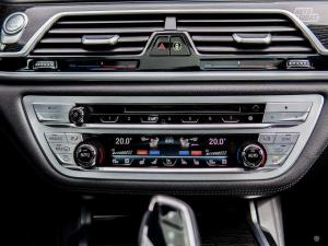 BMW 730 2020 in Kaunas, with an engine capacity of 3.00 L and mileage of 152 thousand km for 45950 €, photo 21 on AUTOMOTO.COM.LV