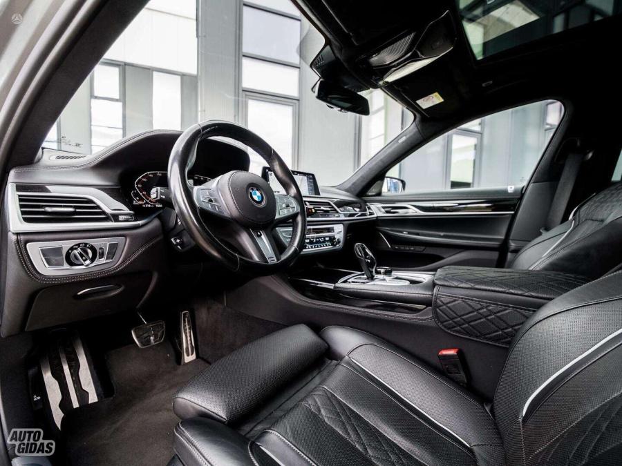 BMW 730 2020 in Kaunas, with an engine capacity of 3.00 L and mileage of 152 thousand km for 45950 €, photo 26 on AUTOMOTO.COM.LV