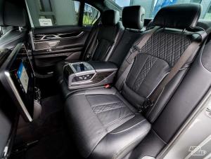BMW 730 2020 in Kaunas, with an engine capacity of 3.00 L and mileage of 152 thousand km for 45950 €, photo 32 on AUTOMOTO.COM.LV
