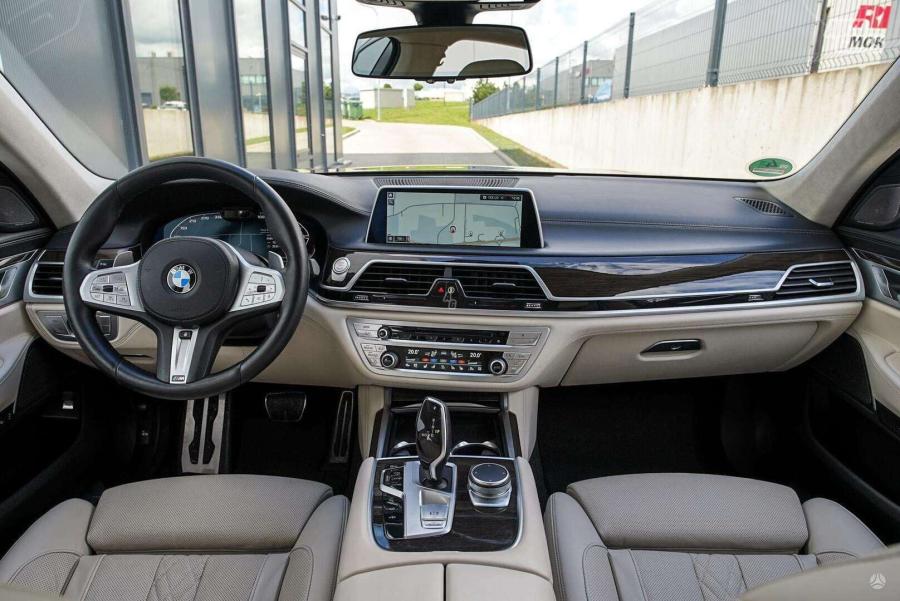 BMW 730 2021 in Kaunas, with an engine capacity of 3.00 L and mileage of 181 thousand km for 49450 €, photo 18 on AUTOMOTO.COM.LV