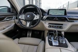 BMW 730 2021 in Kaunas, with an engine capacity of 3.00 L and mileage of 181 thousand km for 49450 €, photo 19 on AUTOMOTO.COM.LV