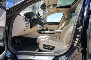 BMW 730 2021 in Kaunas, with an engine capacity of 3.00 L and mileage of 181 thousand km for 49450 €, photo 25 on AUTOMOTO.COM.LV